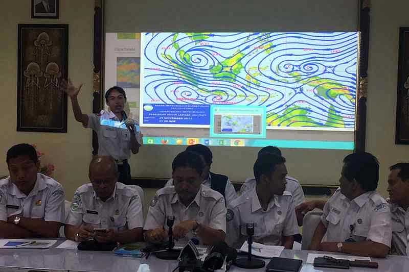Bali Diterjang Badai Tropis Cempaka | BALIPOST.com