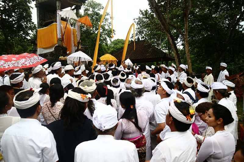 Dikupas, Munculnya Keris di Payogan Pura Dang Kahyangan Prapat Agung ...