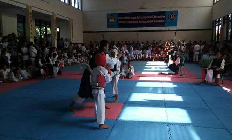 Kejuaraan Kempo se-Buleleng, Dojo Sepang Sabet Juara Umum | BALIPOST.com