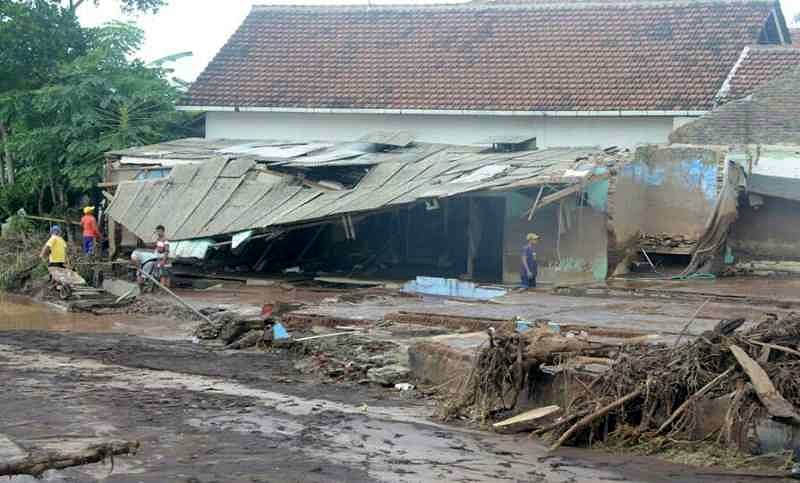 Curah Hujan Tinggi, Banjir Bandang Masih Berpotensi Terjadi | BALIPOST.com