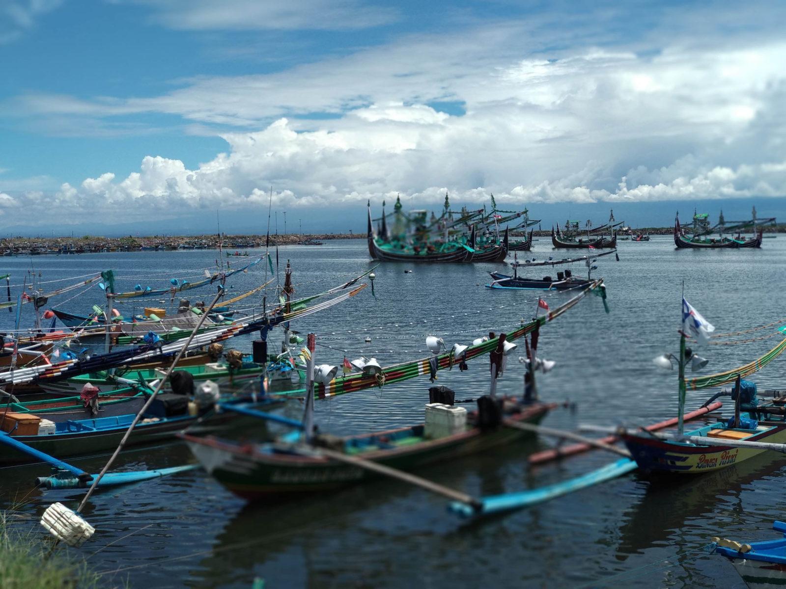 Angin Kencang, Nelayan Urung Melaut | BALIPOST.com