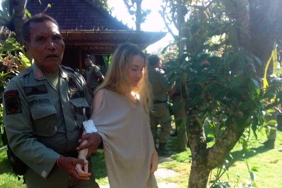 Diduga Depresi, WNA Dibawa ke RSUJ Bangli | BALIPOST.com