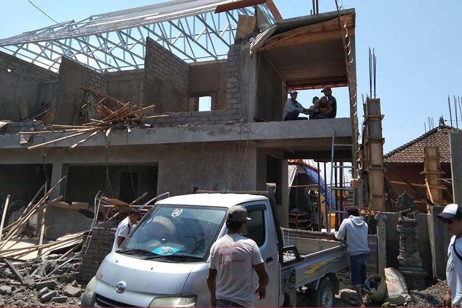 Tertimpa Beton Cor, Buruh Bangunan Tewas | BALIPOST.com