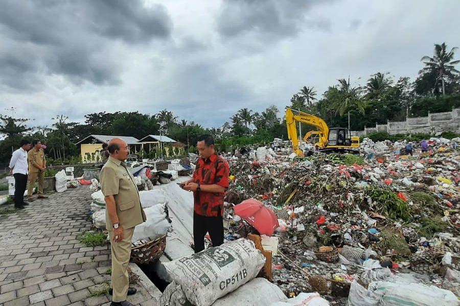 Disambar Petir, Timbangan Sampah di TPA Butus Tak Dioperasikan ...