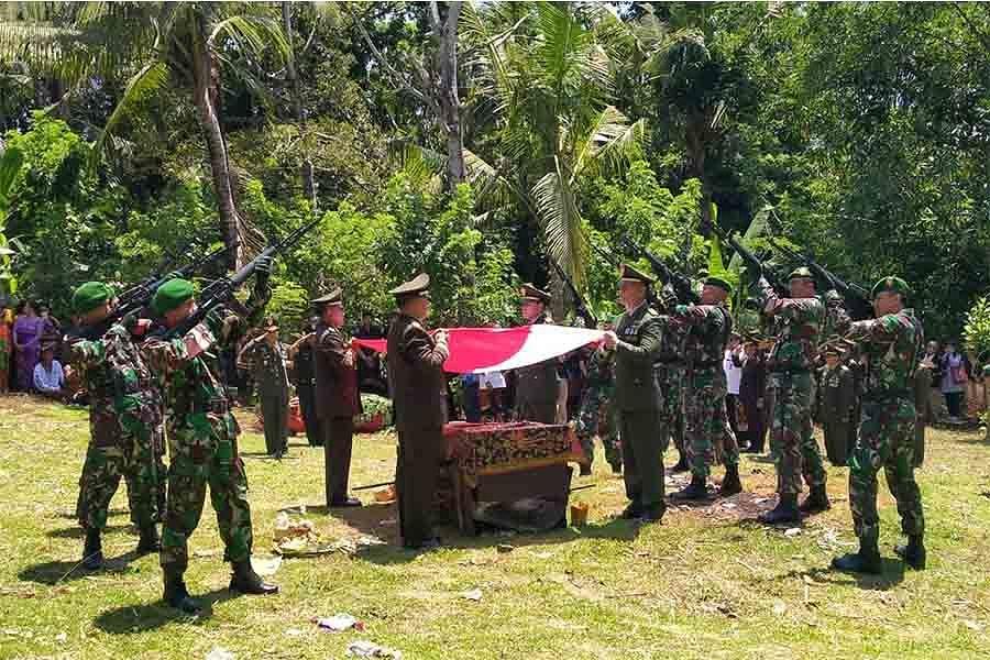 Diawali Upacara Militer, Peltu TNI Susila ''Mekingsan ring Geni ...