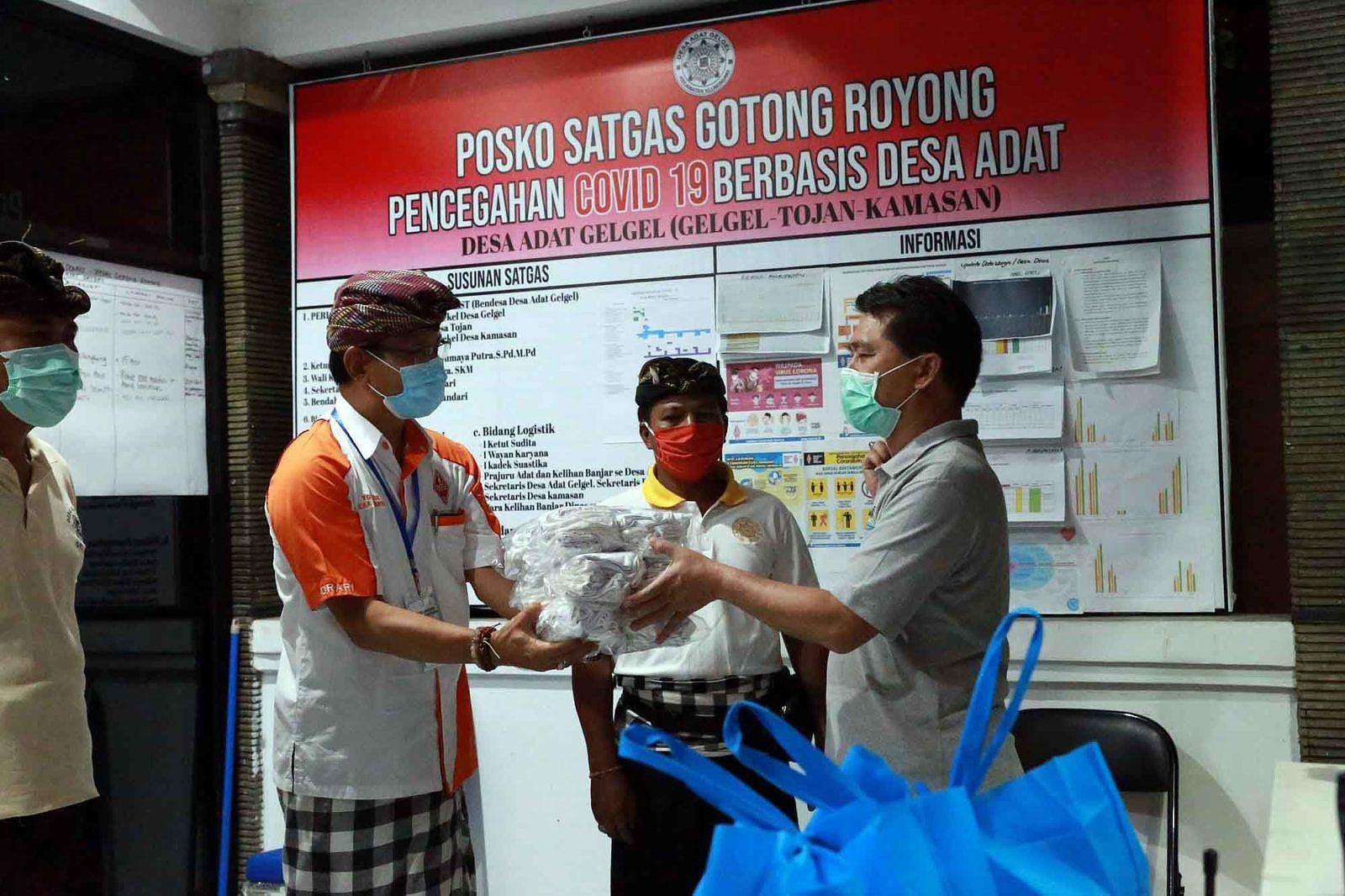 Bupati Suwirta Sambangi 23 Posko Satgas COVID -19 | BALIPOST.com