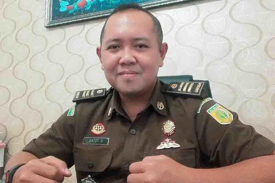 Pasangan ABG Mesum di Toilet Kantor Desa | BALIPOST.com