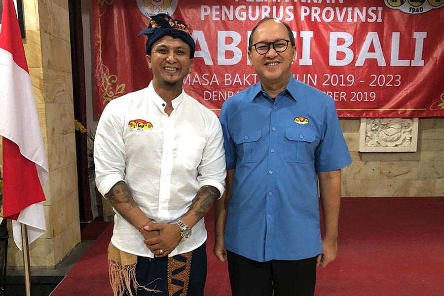 Angkat Besi, Angkat Berat, dan Binaraga Kini Berdiri Sendiri | BALIPOST.com Angkat Besi, Angkat Berat, dan Binaraga Kini Berdiri Sendiri | BALIPOST.com