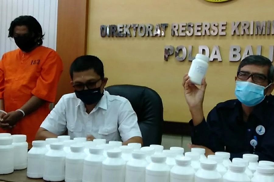Pengedar Obat Ilegal Ditangkap Puluhan Ribu Butir Tablet Disita