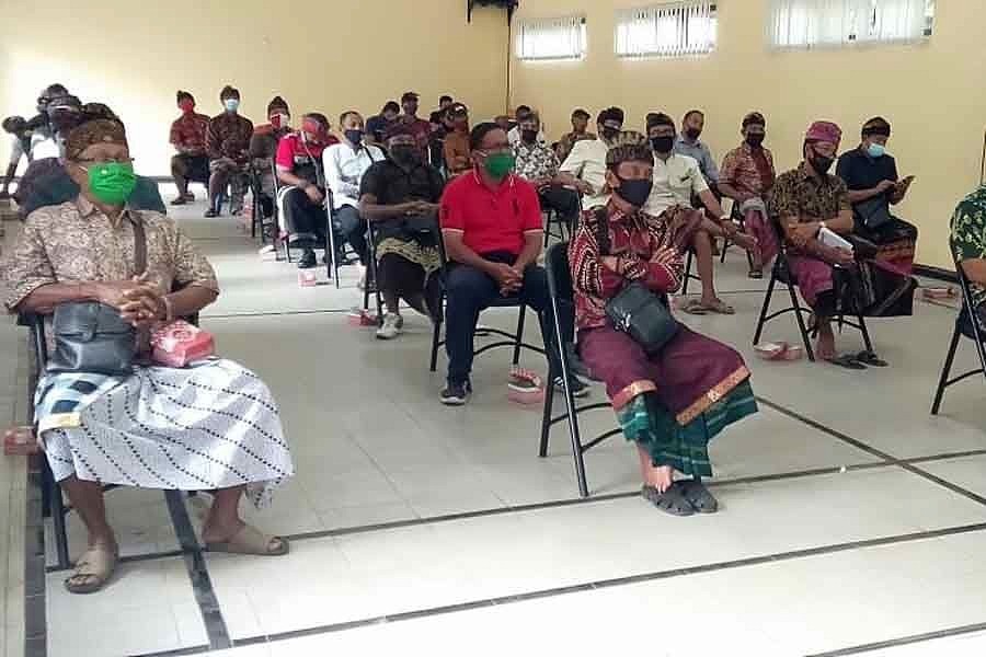 Tatap Muka dengan Tokoh Adat, Kapolres Tekankan Prokes dan Kondusifitas ... Tatap Muka dengan Tokoh Adat, Kapolres Tekankan Prokes dan Kondusifitas ...