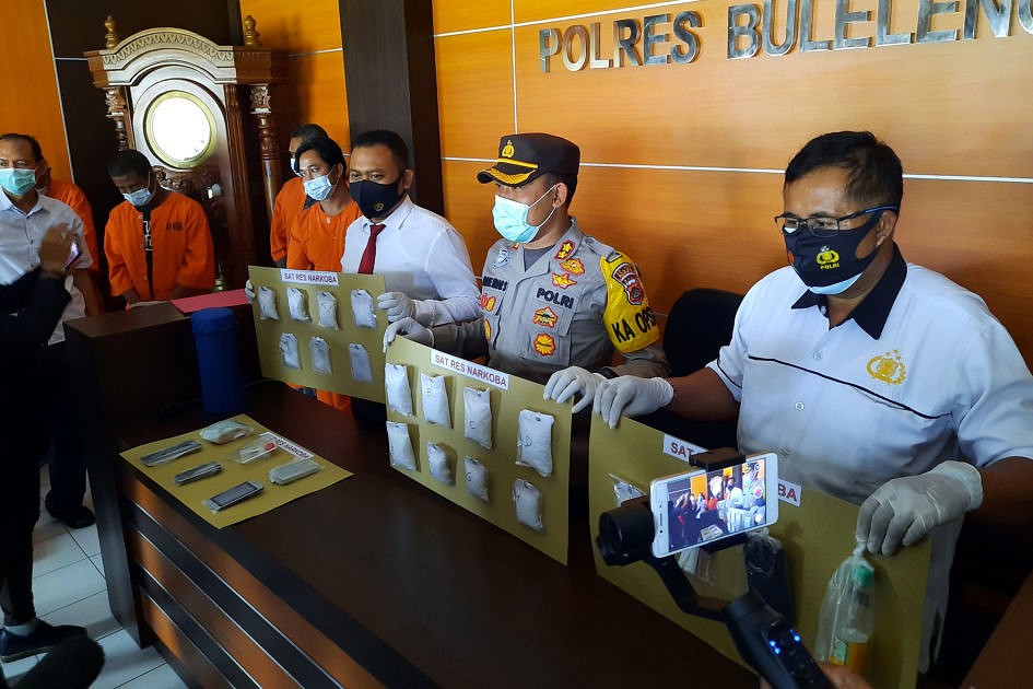 Polisi Bekuk Pengedar Narkoba di Dua TKP Berbeda | BALIPOST.com