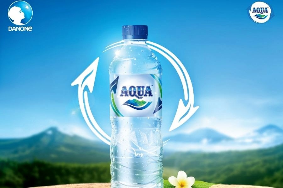Jaga Lingkungan Bali Bersih, AQUA Hadirkan Botol 100 Persen r-PET ...