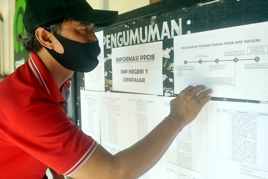 PPDB SMP di Denpasar Mulai Digelar, Hari Pertama Masih Lancar ...
