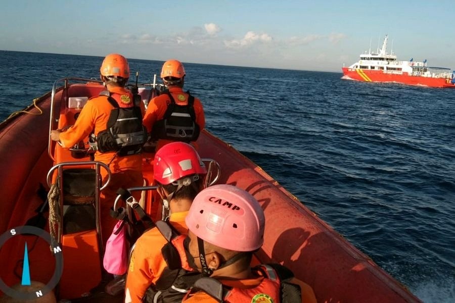 Ternyata! Segini Jumlah Orang di KMP Yunicee | BALIPOST.com