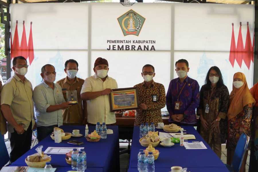 Raih WTP 7 Kali Berturut-Turut, Pemkab Jembrana Terima Penghargaan dari Kementerian Keuangan ...
