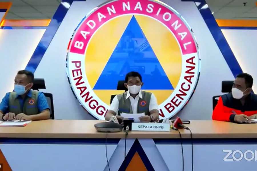 BNPB Kerahkan TRC dan Logistik Bantu Warga Terdampak Erupsi Semeru | BALIPOST.com