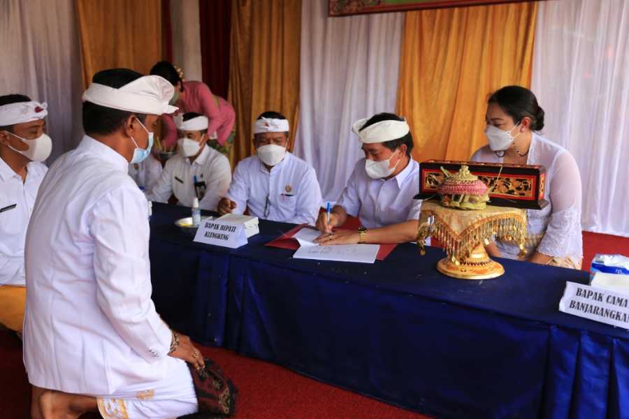 Desa Adat Banjarangkan Kukuhkan Awig-awig | BALIPOST.com