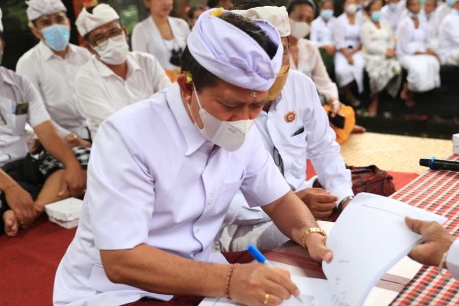 Desa Adat Tegalwangi Kukuhkan Awig-awig | BALIPOST.com