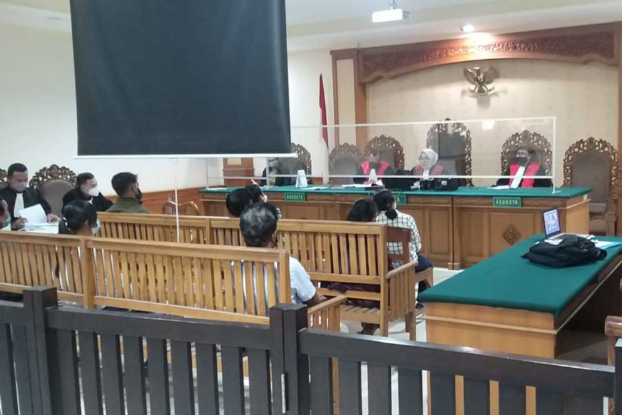 Sidang Kasus LPD Blusung, Terungkap Rekayasa Belasan Buku Tabungan | BALIPOST.com