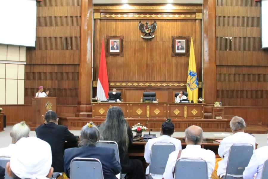 Pasamuhan Uttama Sulinggih Menjaga Hindu Dresta Bali | BALIPOST.com