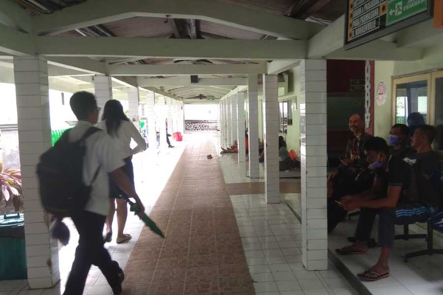 Terdampak Kembang Api, Sejumlah Warga di Tabanan Dilarikan ke RS ...