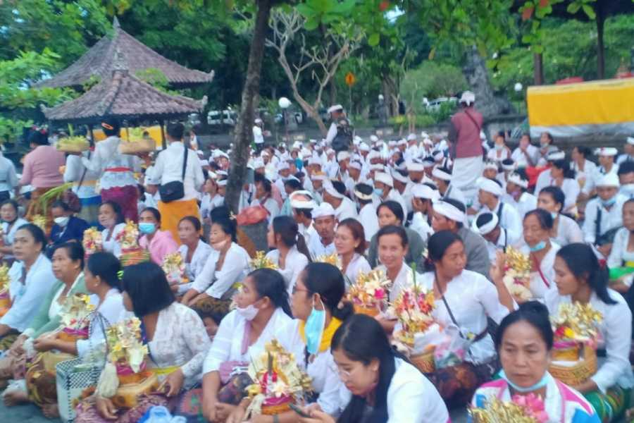 Desa Adat Sumbersari Gratiskan Ngaben Dan Metatah Kolektif 1 | BALIPOST.com Desa Adat Sumbersari Gratiskan Ngaben Dan Metatah Kolektif 1 | BALIPOST.com