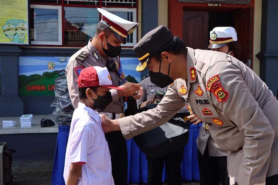 Pelonggaran Gunakan Masker Berlaku, Polres Tetap Sidak Prokes ...