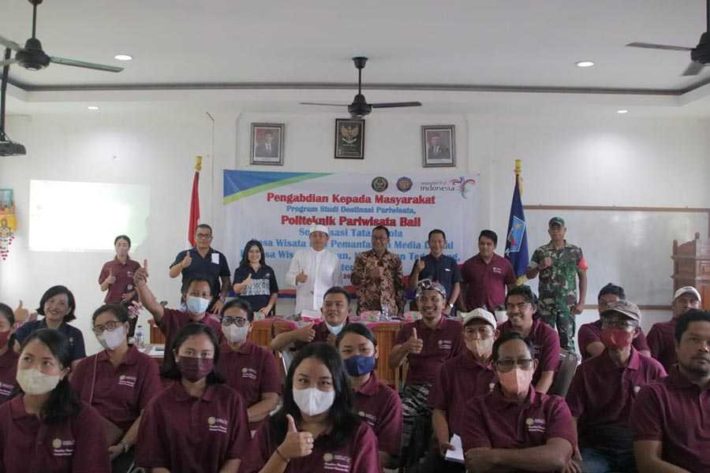 DPW Poltekpar Bali Sosialisasi Tata Kelola Desa Wisata di Desa Kedisan | BALIPOST.com