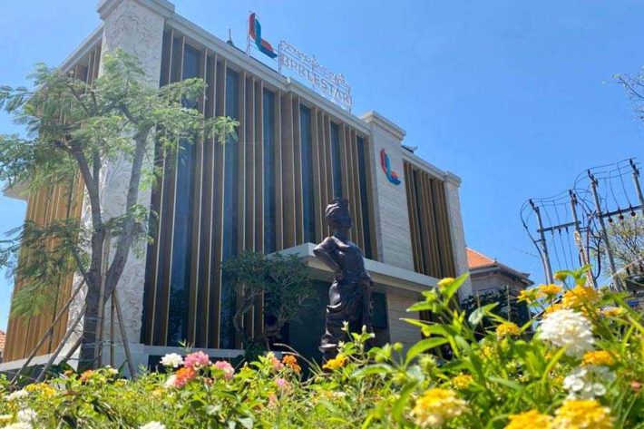 Raih Penghargaan 391 BPR Terbaik, BPR Lestari Bali Komitmen Tingkatkan ...