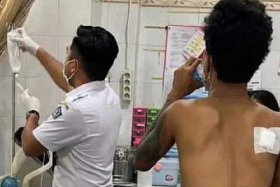 Pria Ngamuk Bawa Sajam, Korbannya Dirawat di RSD Mangusada | BALIPOST.com