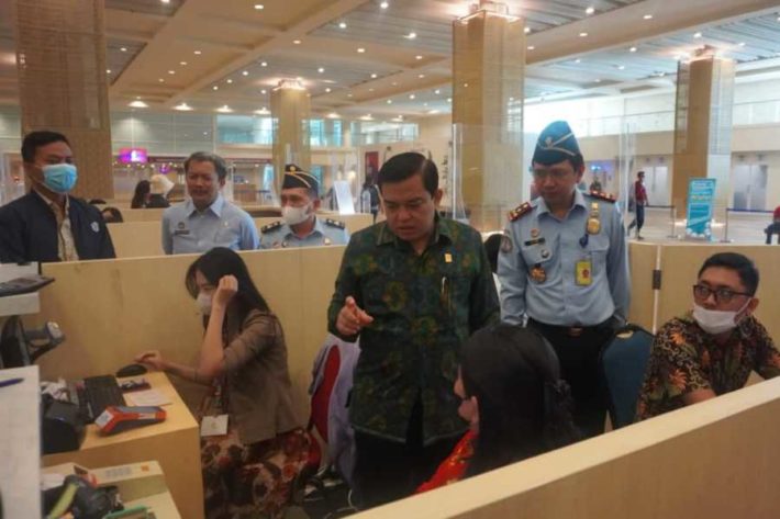 Jelang KTT G20, Alur Imigrasi di Bandara Ngurah Rai Dicek | BALIPOST.com
