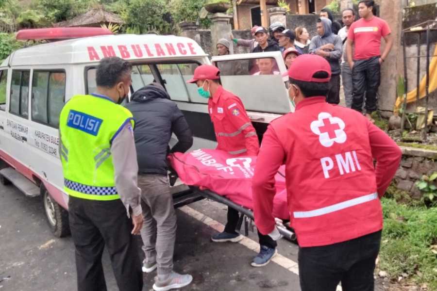 Truk Tabrakan dengan Minibus di Pancasari, Satu Tewas dan Belasan Luka-luka | BALIPOST.com
