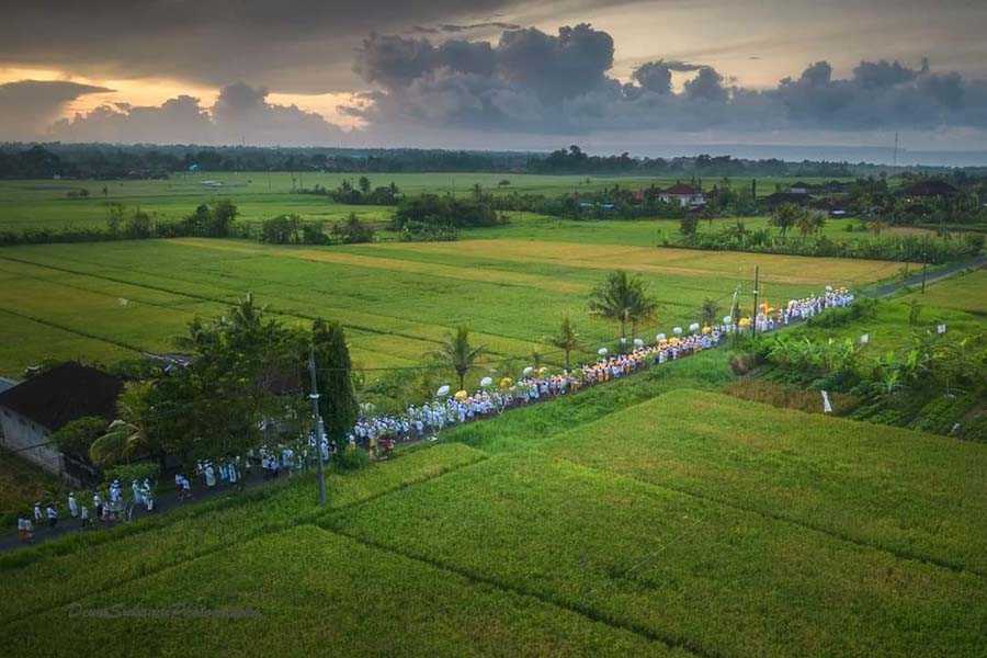 Desa Adat Kelating Kembangkan Wisata Terjun Payung | BALIPOST.com