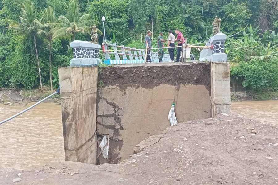 Jembatan Penyaringan Kembali Putus | BALIPOST.com
