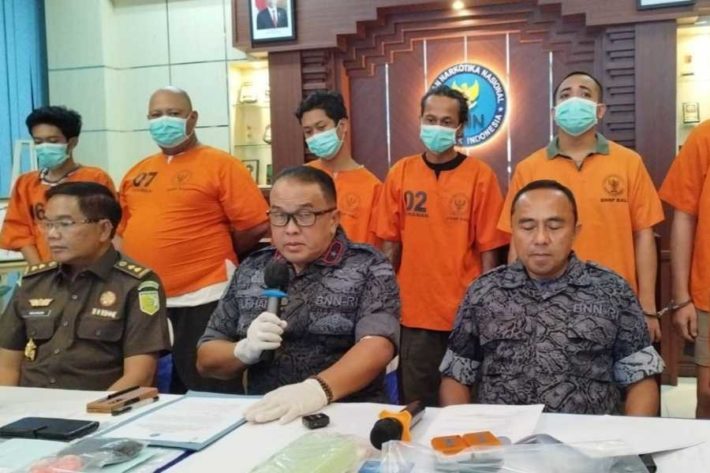 Dari Keluarga Mapan, Remaja Belasan Tahun Jadi Pengedar Narkoba | BALIPOST.com