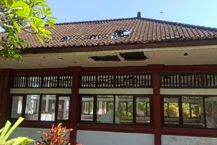 Lab IPA SMPN 2 Pekutatan Rusak Berat | BALIPOST.com