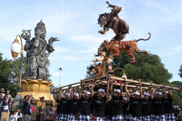 Pawai Ogoh-ogoh Jadi Daya Tarik Wisman ke Bali | BALIPOST.com