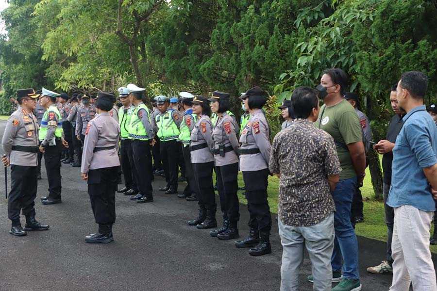 Ratusan Polisi Dikerahkan Amankan Demo FSPM | BALIPOST.com