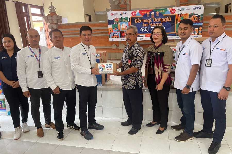 Berbagi Bahagia Bersama, BRI Group Salurkan 30.750 Paket Sembako | BALIPOST.com