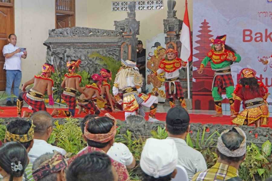 Desa Adat Tejakula Bangkitkan Regenerasi Wayang Wong | BALIPOST.com