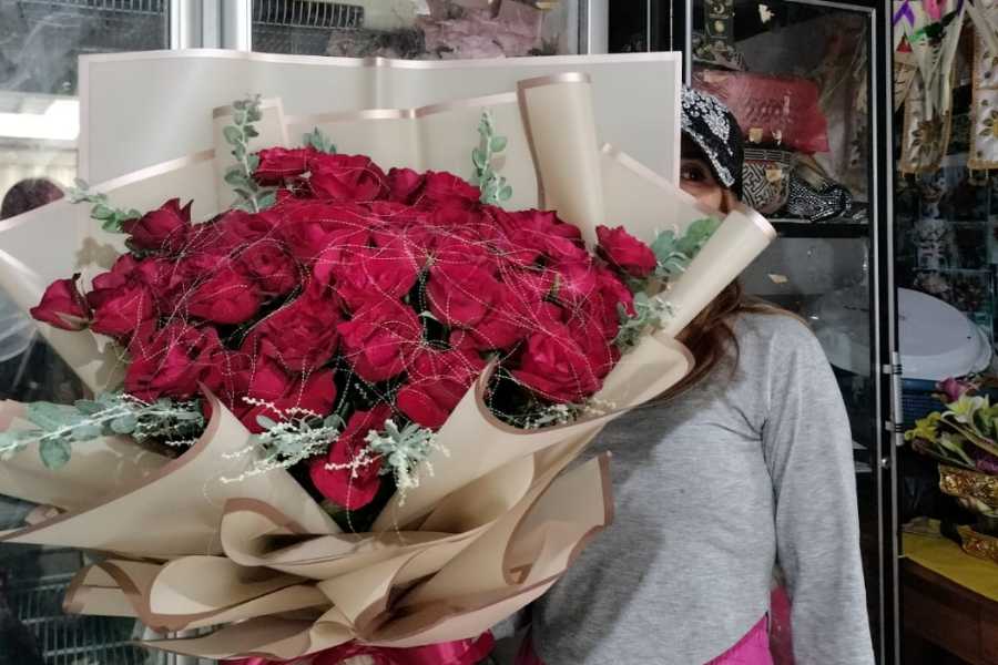 Omzetnya Capai Puluhan Juta Sehari, Riani Bagikan Kiat Sukses Bisnis ...