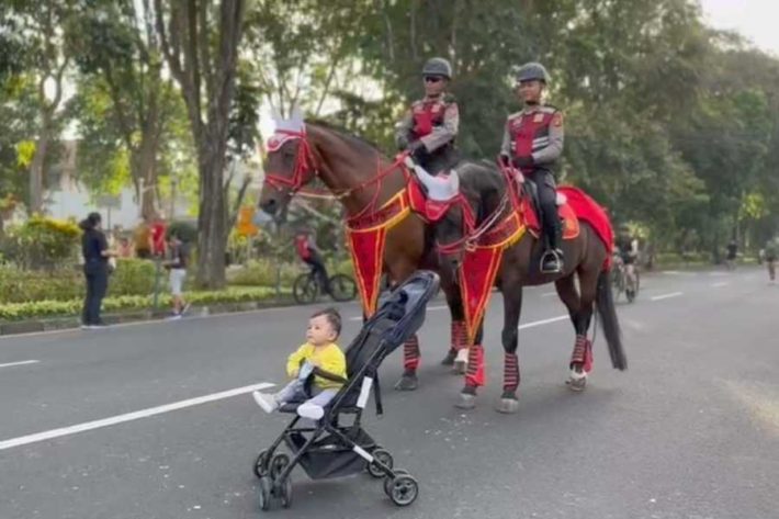 Pasukan Berkuda Hadir di CFD, Masyarakat Merasa Nyaman dan Aman ...
