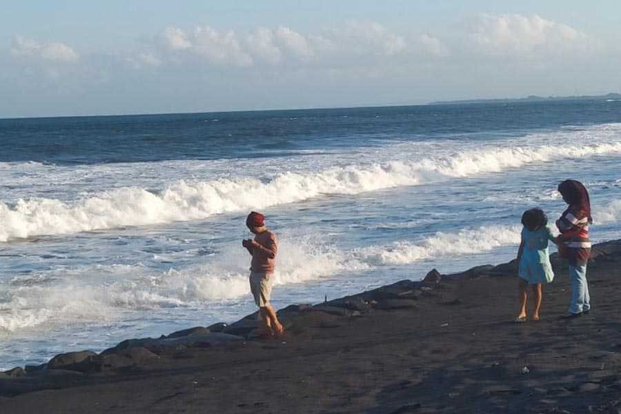 Bmkg Minta Masyarakat Waspadai Gelombang Laut 26 28 Juni 2023