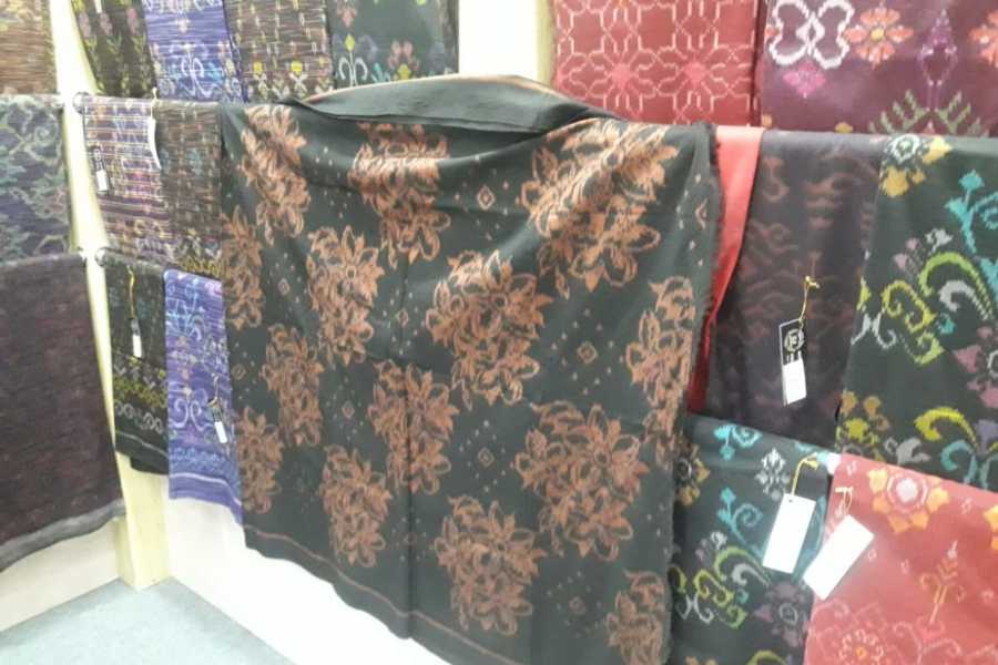 Endek Lasem Jadi Incaran Pembeli di PKB XLV | BALIPOST.com