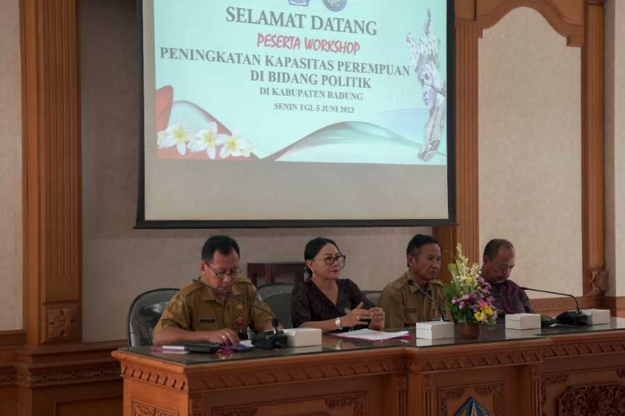 Tingkatkan Kapasitas Perempuan di Bidang Politik, DP2KBP3A Badung Gelar 'Workshop" | BALIPOST.com