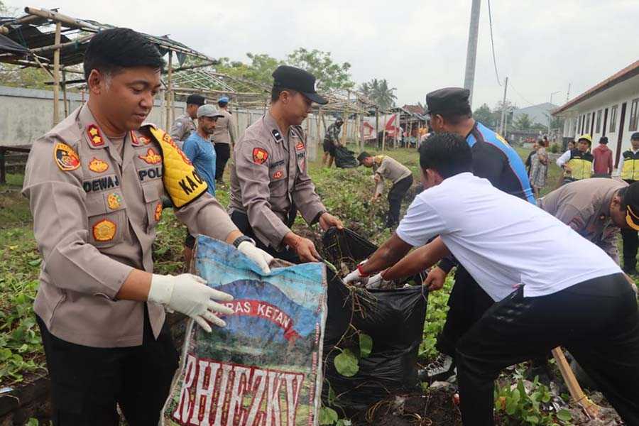 pungut sampah Arsip | BALIPOST.com