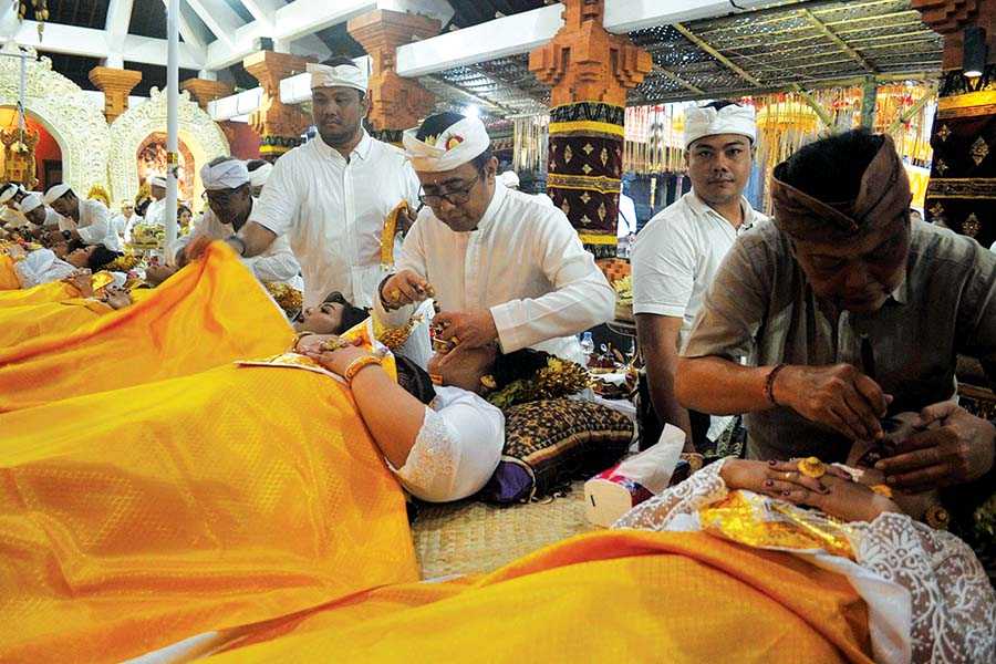 Banjar Adat Bun Gelar Upacara Metatah Massal | BALIPOST.com