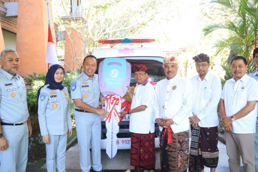 Gubernur Koster Kembali Fasilitasi Bantuan Mobil Operasional MDA ...