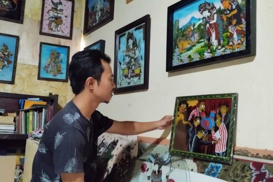 Lukisan Kaca Nagasepaha Jadi Warisan Budaya, Kini Hadir dengan Corak ...