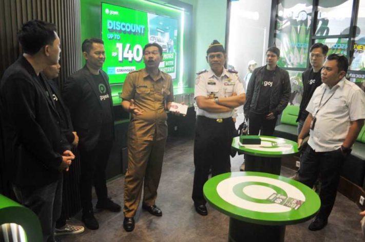 Gojek Hadirkan GoCar Instant di Bandara Ngurah Rai | BALIPOST.com